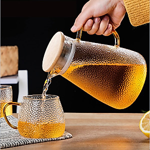 Glass Pitcher with Lid with 2 Cups, Durable 0.52 Gal Glass Pitcher with Handle with 2 Glass Cups, Water Carafe with Cups Teapot Set Gift for Hot/Cold Beverage, Juice or Tea