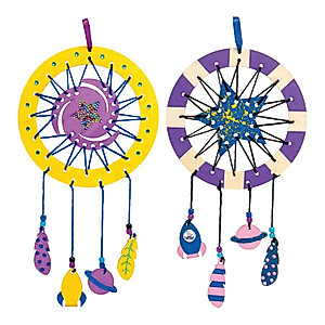 Baker Ross AX213 Solar System Wooden Dreamcatcher Kits - Pack of 4, Create Your own Dreamcatcher Kits for Kids Arts and Crafts, Wall Decorations for Girls and an Introduction to Sewing