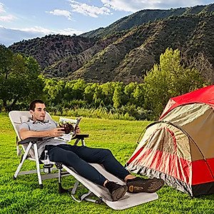 Giantex Patio Chaise Lounge Chair 7 Adjustable Position Folding Camping Cot, Outdoor Lounger with Cup Holder, Detachable Pillow, Beach Sleeping Recliner for Poolside, Lawn Sunbathing Chair (1, Beige)