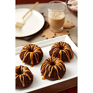 Wilton Excelle Elite Non-Stick 6-Cavity Mini Fluted Tube Baking Pan