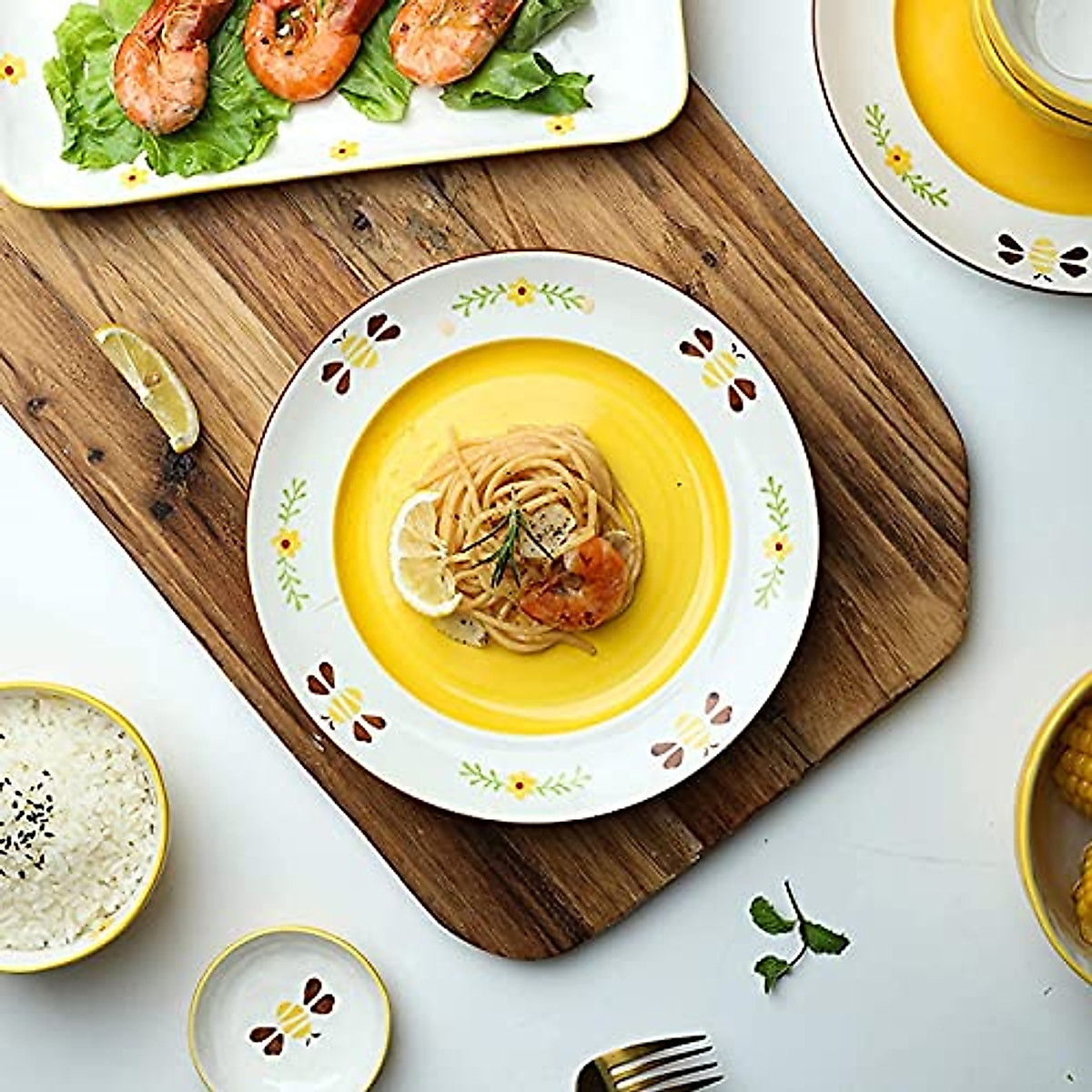 Porcelain Plate and Bowl Set,High-End Dinner Set,Ceramics Dinner Sets, 48 Pieces Cartoon Hand Drawn Bee Pattern Cereal Bowl and Steak Plate Set | Porcelain Dinnerware Set for Family Gathering