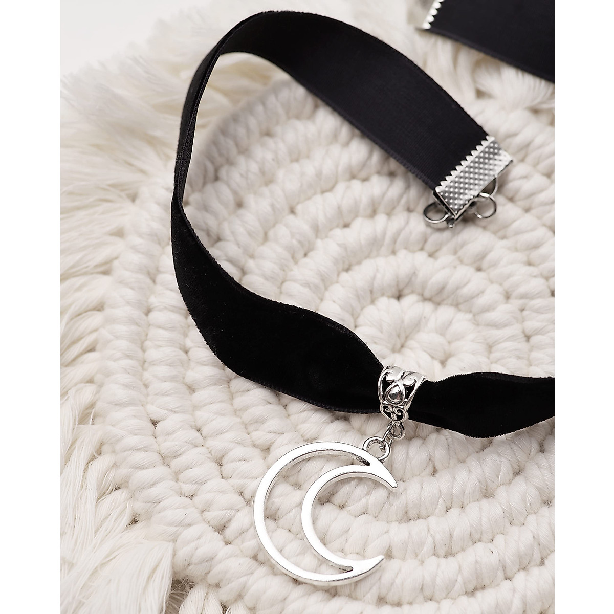 Sacina Gothic Crescent Moon Choker Necklace, Moon Sun Pendant, Goth Gift for Women, Christmas Gift for Women (S- Moon Choker)