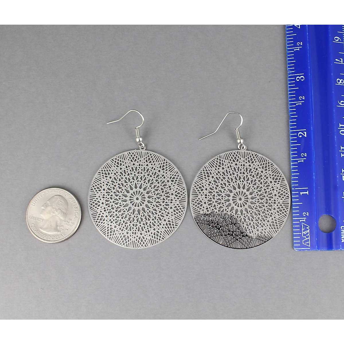 Silver filigree round disc earrings medallion 1 5/8 inches wide very lightweight circle cut out lace pattern