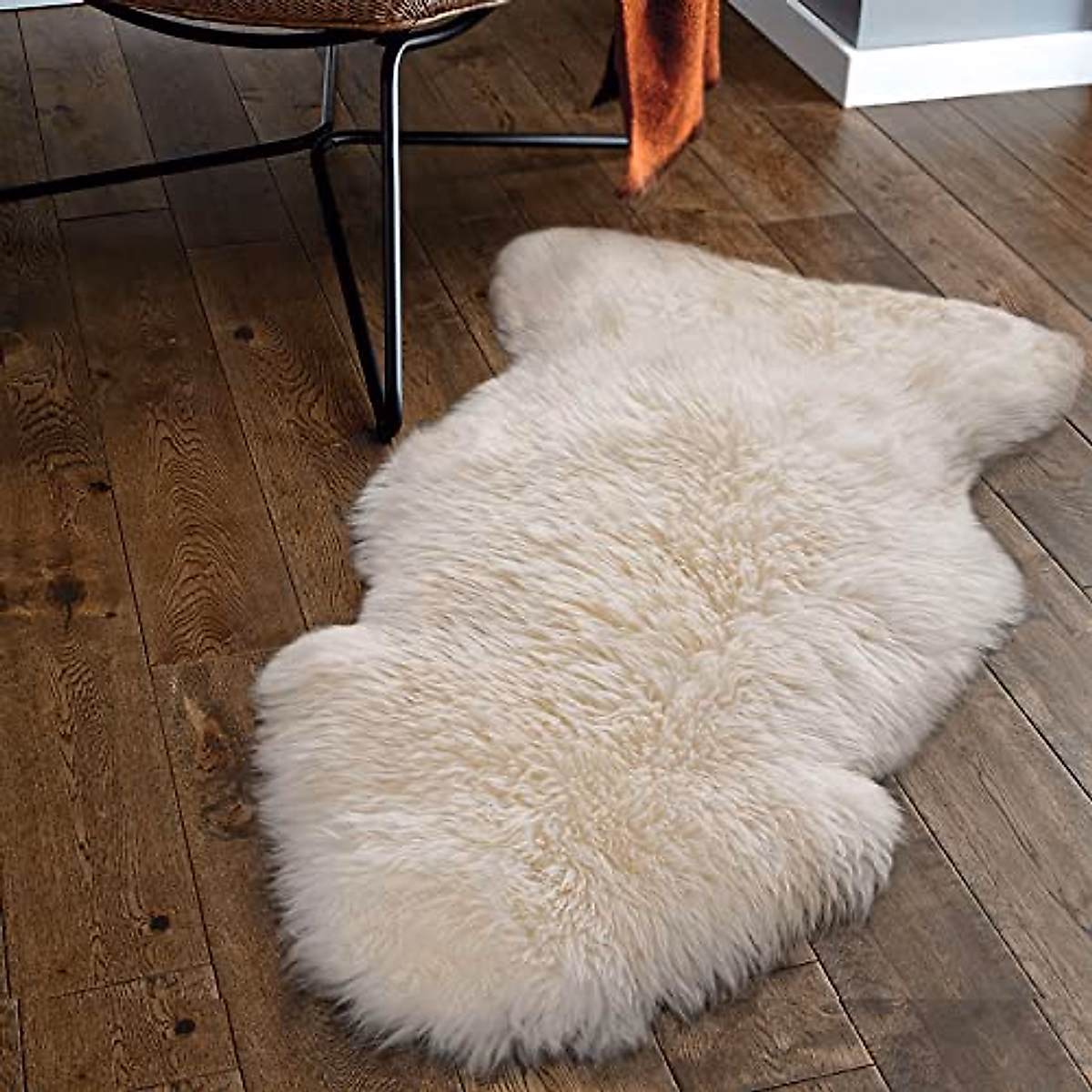 Real Sheepskin Area Rug - Single Pelt Sheep Skin Fur 2x3 Rug (Ivory White)