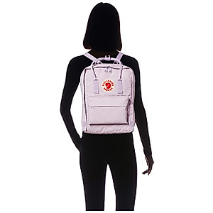 Fjallraven, Kanken Classic Backpack for Everyday, Pastel Lavender