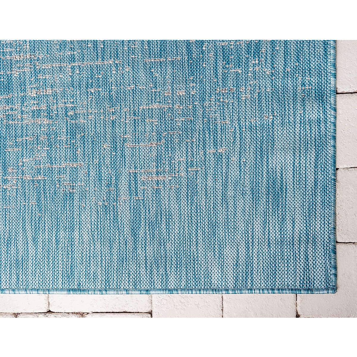 Unique Loom Outdoor Modern Collection Area Rug - Ombre (5' 3" x 8' Rectangle, Aqua/ Ivory)
