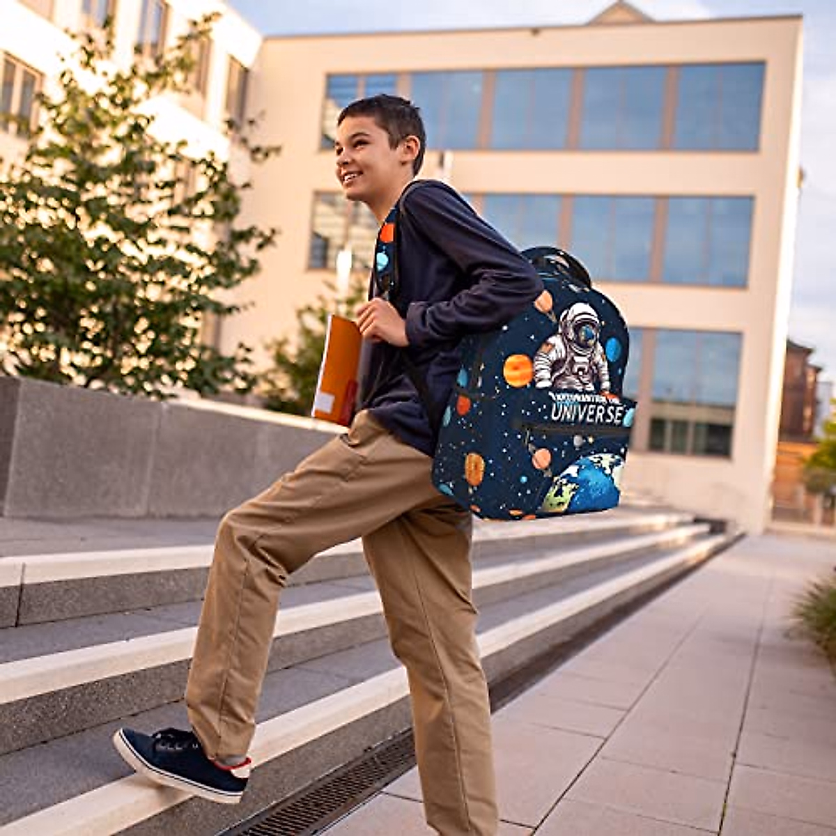 Galaxy Space Astronaut Backpack for Men Blue Planet Print Bookbags for Men Lightweight Waterproof Adjustable Strap Bags Travel Daypack Laptop Backpack