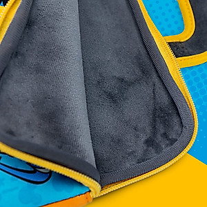 Pebble Gear Disney Mickey and Friends Carry Bag - Universal Neoprene Kids Carry Bag in Disney Mickey and Friends-Design, for 7" Tablets (Fire 7 Kids Edition, Fire HD 8 case), Durable Zip