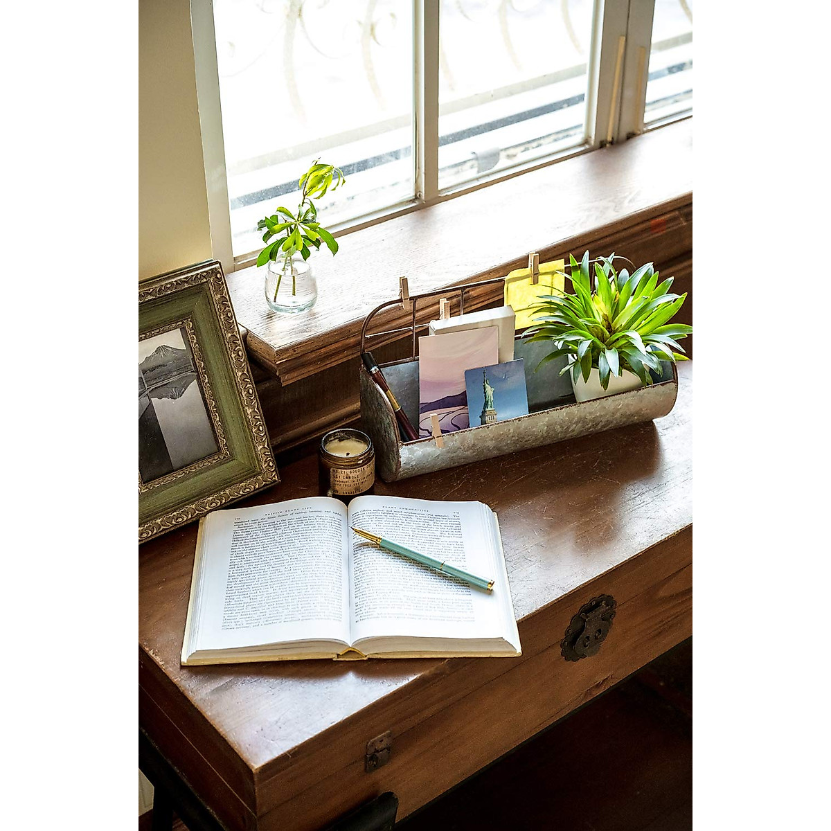 Dahey Farmhouse Galvanized Wall Basket Decor Bathroom Storage Bin Organizer Rustic Metal Wall Planter Wire Back Hanging Shelves for Bedroom Living Room Kitchen Apartment Entryway Laundry, Set of 2