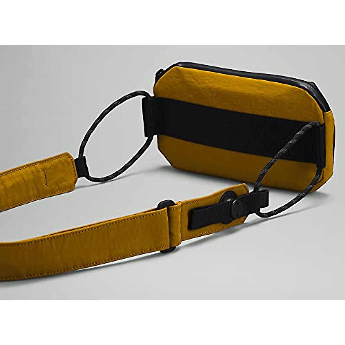 Lululemon Athletica Pop it Off Crossbody (Gold Spice/Black)