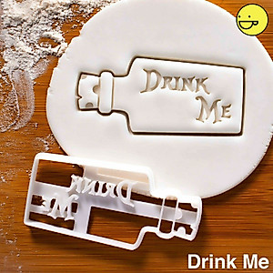 Eat Me Cake Alice In Wonderland Crazy Teapot Drink Me Treat Dessert Quotes Mad Cutter Cookie 2024 Cookie Molds With Good Wishes (Color : 3pcs)