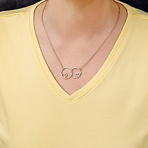 Realnique Interlocking Hearts Necklace Thoughtful gift for Mom, Daughter, Grandmother, Step Mom, Partner, Best Friends, Two Hearts As One Necklace