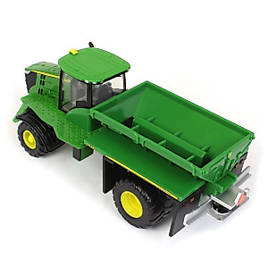 John Deere 1/64 F4365 Dry Spreader Toy