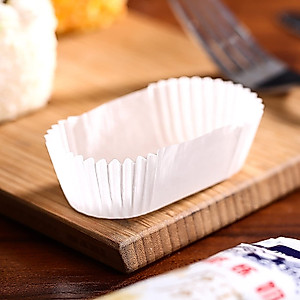 Cabilock Muffin Paper Cupcake Liners Cups:1000Pcs Oval Cake Paper Cups Grease Proof Cupcake Liners Boat Shape Paper Cups Bread Paper Trays for Cake Balls Muffins Cupcakes Bread Loaf Pans for Baking