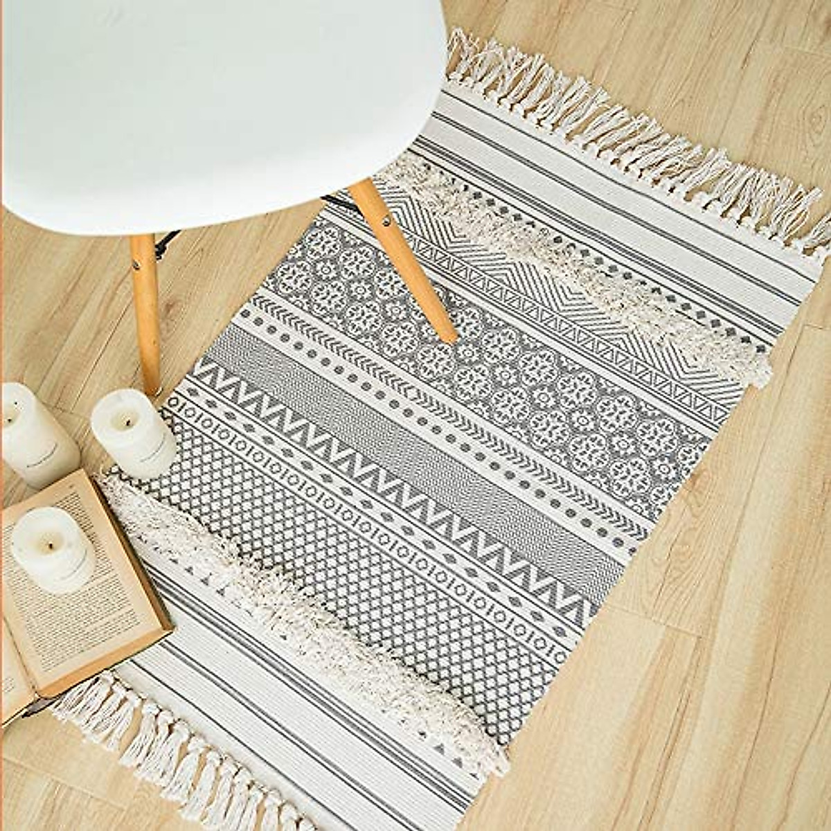 Seavish Accent Cotton Area Rug,2X3 Boho Bath Rug Aesthetic Hand Woven Farmhouse Throw Rug Shag Tufted Tassel Small Rug for Living Room Bedroom Bathroom Kitchen Dorm