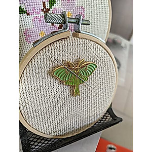 Pastel Luna Moth Needle Minder