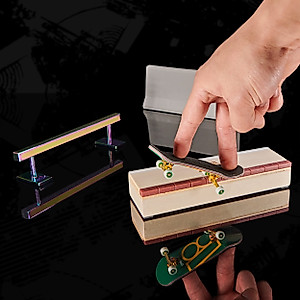 TECH DECK, Pro Series Daily Grind Pack with 3 Obstacles, Built for Pros; Kids Toys for Ages 6 and up (Mini Fingerboard Sold Separately)