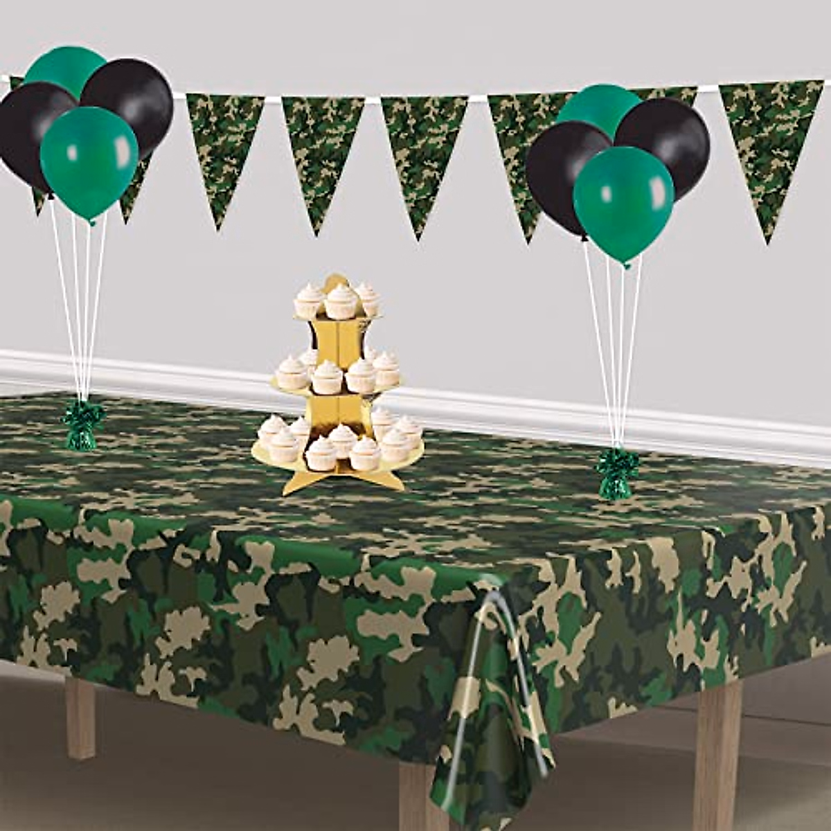 Beistle Camo Pennant Banner Party Supplies, 11" x 12', Multicolored,50709