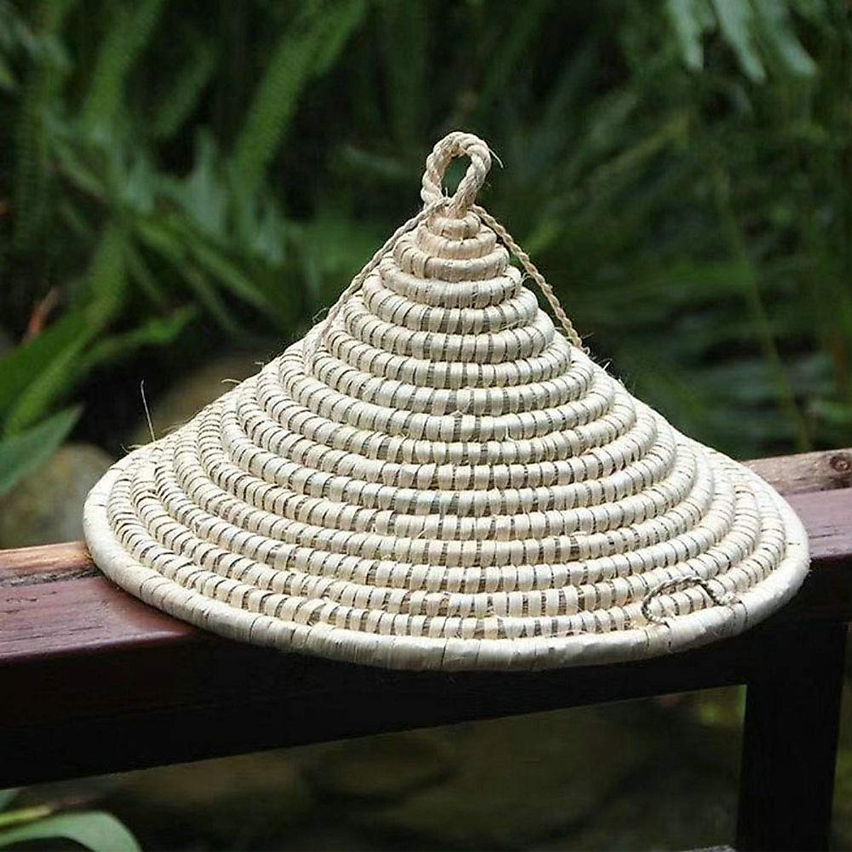 Wakauto Handmade Straw Hat Straw Weaving Pot Cover Conical Home Lampshade Cover (Beige)