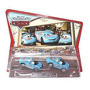 Disney Cars Toys Movie Moments Dinoco Mia & Tia