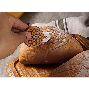 Loticy Wood Bread Lame Slashing Cutter Tool, Bamboo Hand Crafted Dough Sourdough Scoring Knife Making Slasher Lame Bread Tool for Bread Bakers with 5 Replaceable Razor Blades and Storage Cover