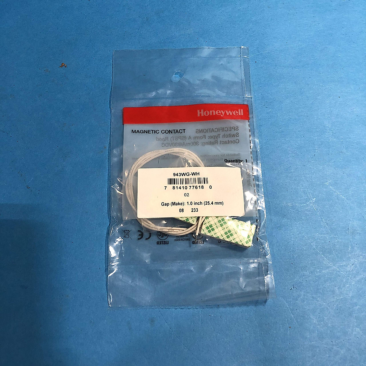 943WG-WH - Ademco Miniature Surface Contacts (White)