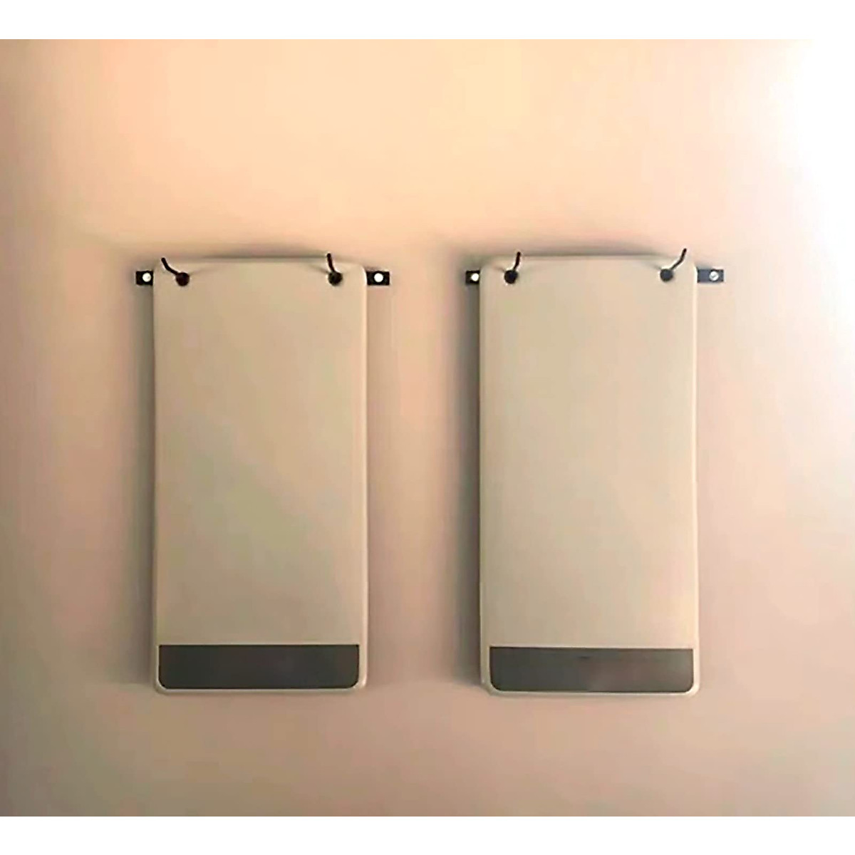 Yoga Mat Holder Black Wall Mount Yoga Mat Rack with Punch Tool, Modern Large Capacity Yoga Mat Holder for Gym/Fitness Class/Home/Yoga Studio, Heavy Duty Load 40 Kg