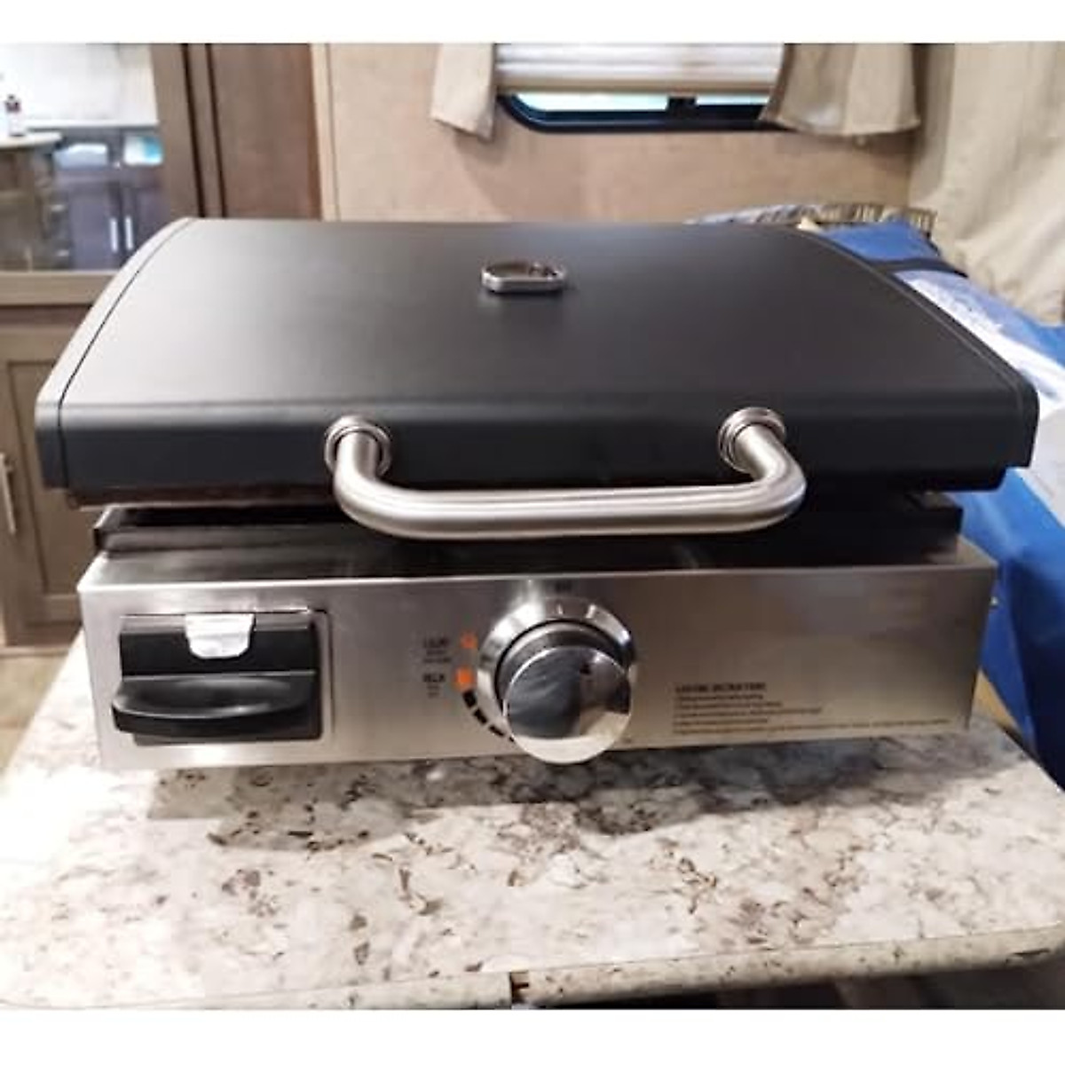 5010 Griddle Lid with Temperature Gauge & Griddle Carry Bag for Blackstone 17 inch Tabletop Griddle Front Grease Cup, 5010 Hard Cover Hood Hinged Lid for 17" Blackstone 1650 Portable Grill