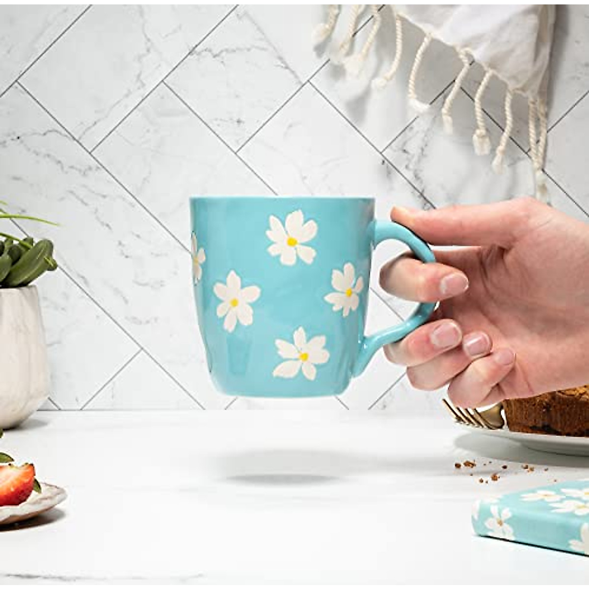 Eccolo Daisies Ceramic Coffee Mug, White and Blue Floral Handpainted Stoneware Tea Cup with Handles is Microwave, Dishwasher Safe, Medium Size Hot Drinking Cup - 16 Oz 473 ML