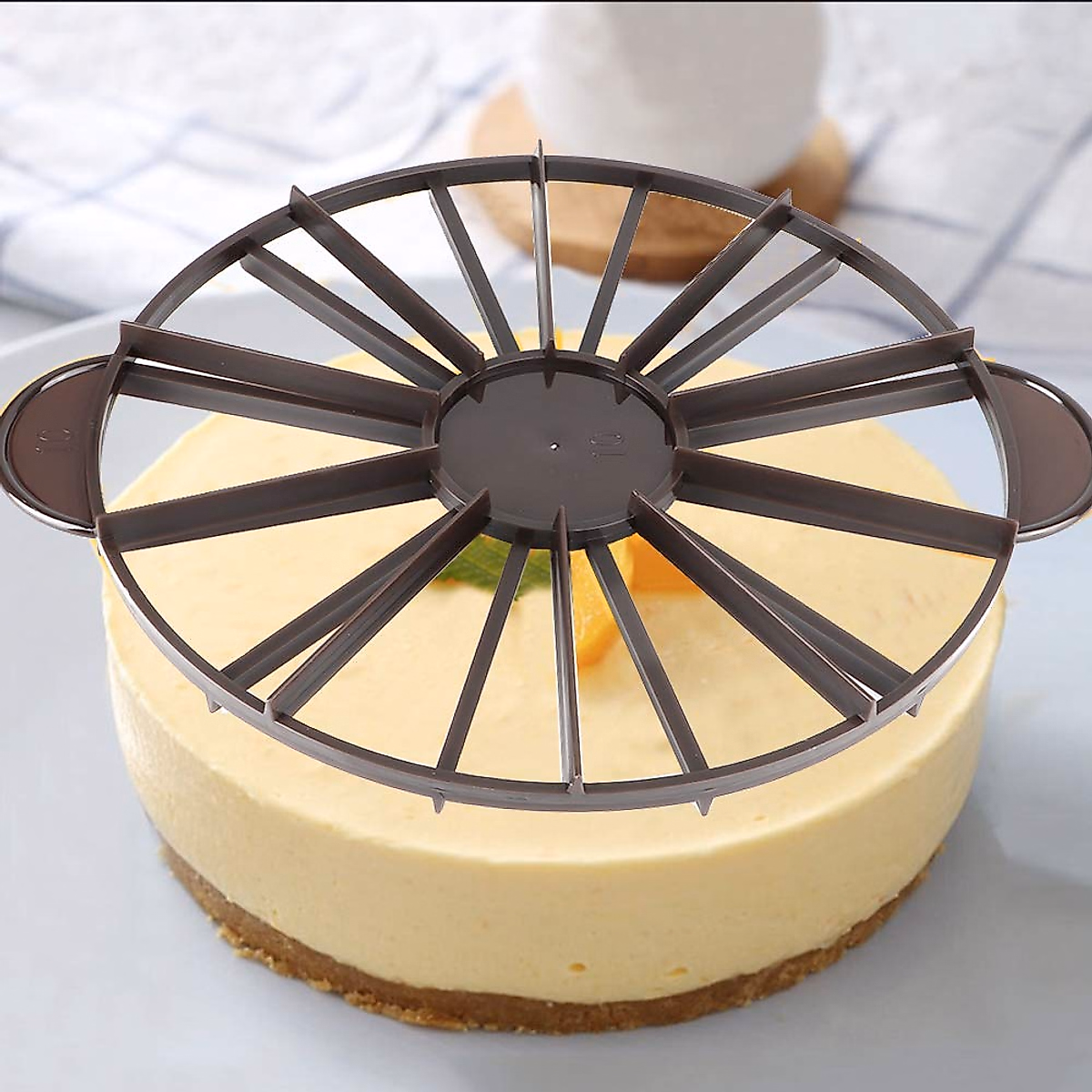 Marvellous Cake Portion Marker,10/12 Piece Pie Cutters ABS Cake Divider Cheesecake Cutter with Handle for Pastry Baking（26.8cm/10.6in）