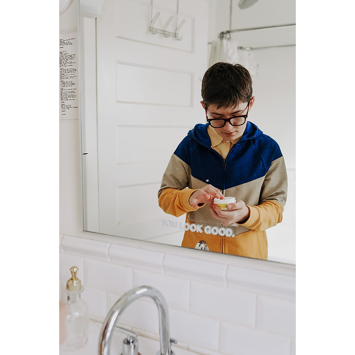 MiiiNE! 2oz Medium-Strong Hold Natural Hair Gel Alternative for Kids - Cruelty-Free, Made in USA by Stylists