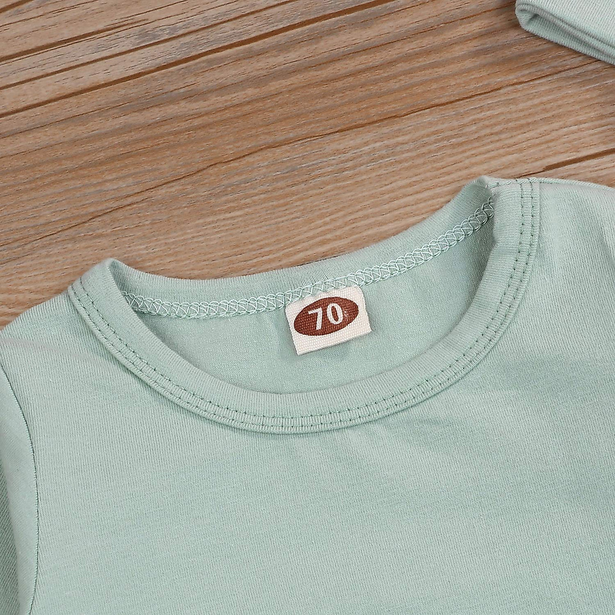 GRNSHTS Newborn Baby Girls Ruffle Romper Solid Long Sleeve Jumpsuit One-Piece Coming Home Clothes With Headband (Green, 1-3 Months)