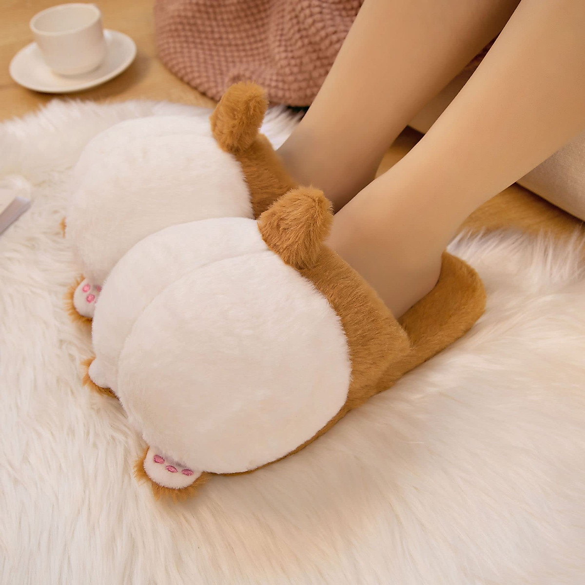 seemehappy Women Fuzzy Corgi Slippers Non-Slip Novelty Plush Animal Slippers Warm Comfy Bedroom House Shoes Gift-Brown