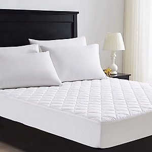 Eddie Bauer® 300 TC Waterproof Mattress Pad (Hypoallergenic) (Queen)