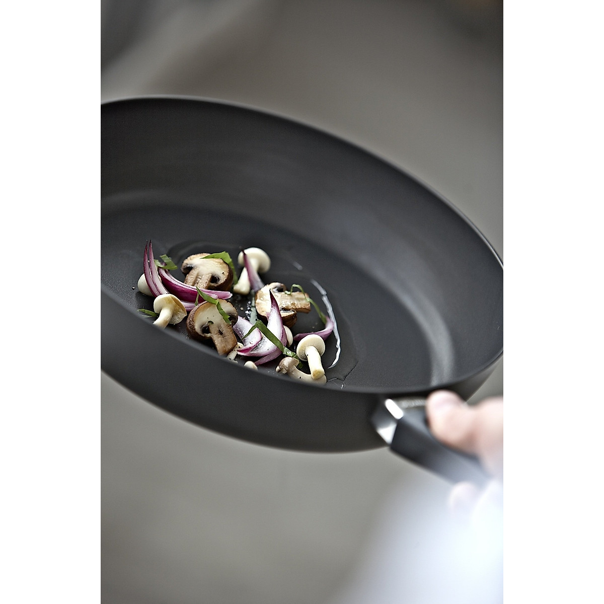 Scanpan Classic 12.5in Stainless Steel/Glass Lid