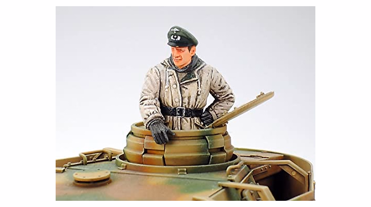 Tamiya 35209 1/35 Pz Kpfw IV Ausf. H Early Ver. Tank Plastic Model Kit — 🛍️ The Retail Market