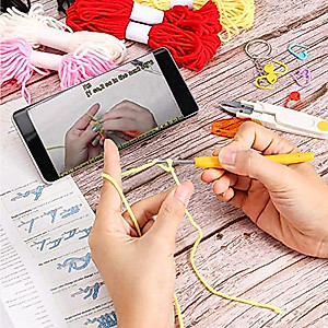 PP OPOUNT Beginner Crochet Kit - Cute Bee & Ladybug, Complete Crochet Kit for Beginners, Starter Pack for Adults and Kids, Includes Step-by-Step Instruction and Video Tutorials