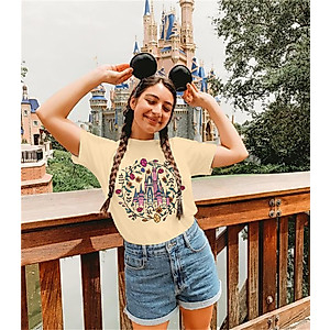 Magical Shirt for Women Magic Kingdom T Shirt Family Holiday Vacation Tee Castle Graphic Short Sleeve Tops Apricot