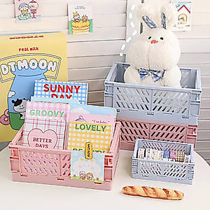 Weraher Plastic Baskets for Desk Organizing, Drawer Organizer, 2 Medium+2 Small Durable Folding Storage Crate for Home Kitchen Classroom Office Bedroom and Bathroom (Pink)