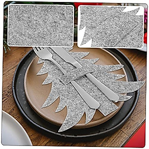 BESTOYARD 8pcs Christmas Tree Cutlery Set Cutlery Bag for Christmas Silverware Holder Bag Christmas Silverware Holder Dining Table Cutlery Bag Non-woven Fabric and Fork Desktop
