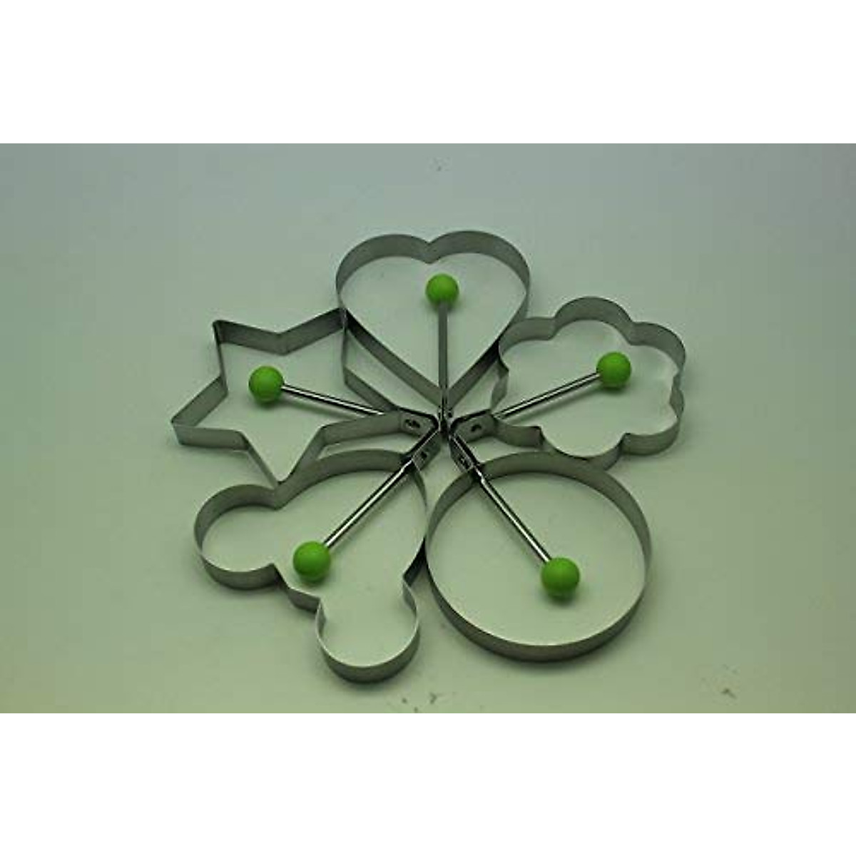 Sailing Thicken Stainless Steel Fried Egg Ring Mold/Pancake Ring Mold with Egg Strainer & Oil Brush - Set of 5