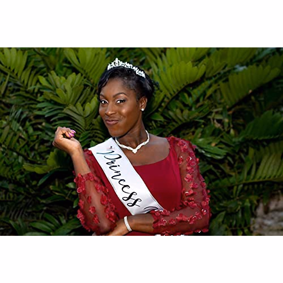 SNOWH Crystal Crowns and Tiaras Princess Wedding Crown Rhinestone Birthday Tiara Pageant Headband Bridal Hair Headpieces for Women and Girls Silver