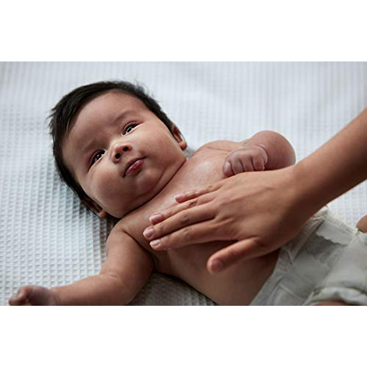 Johnson's Baby Oil, Pure Mineral Oil to Prevent Moisture Loss, Hypoallergenic, Original 3 fl. oz