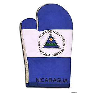 Nicaragua Flag Kitchen & BBQ Set w/ Apron, Oven-mitt & Pot-holder Nicaraguan