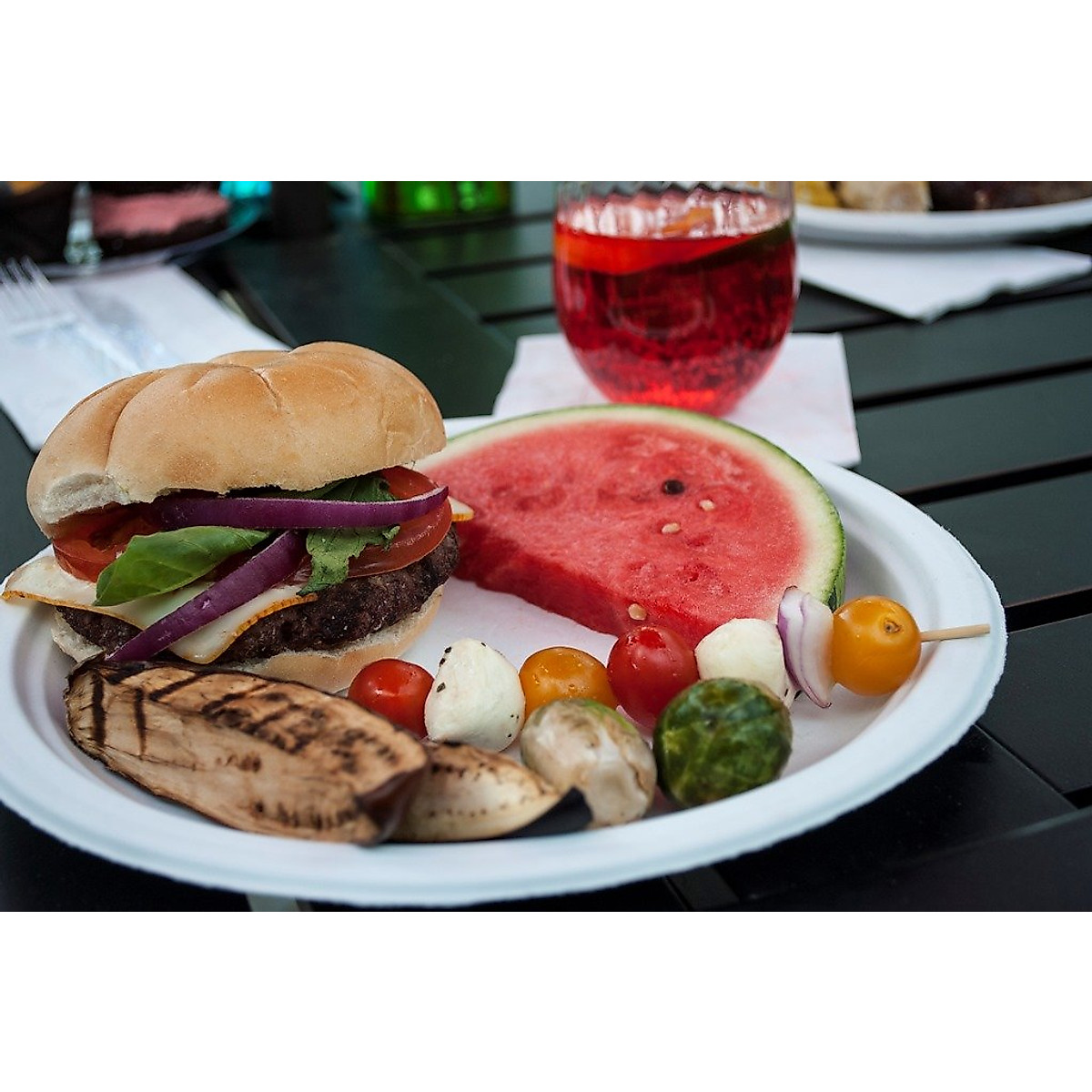 Chinet Premium Paper Platters, 10 Inch