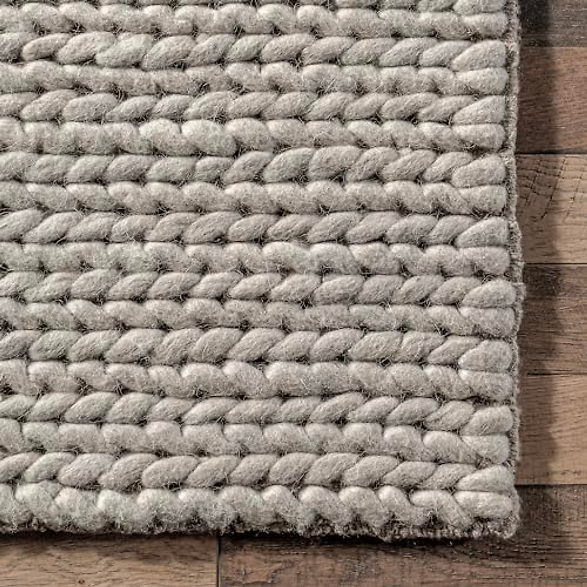 nuLOOM 5x8 Penelope Wool Braided Handmade Area Rug, Light Grey, Solid Rustic Farmhouse Style, For Bedroom, Living Room, Hallway, Entryway
