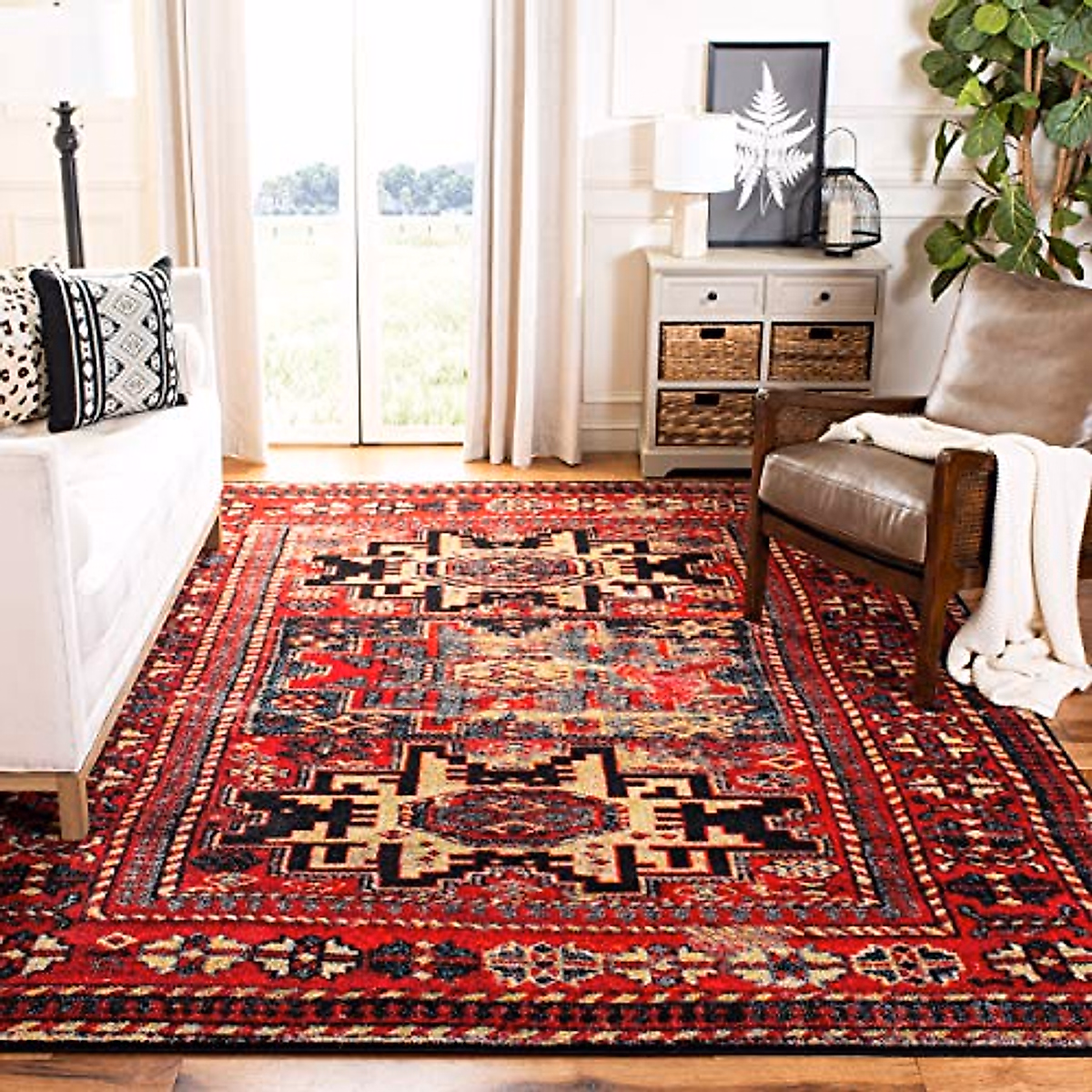 SAFAVIEH Vintage Hamadan Collection Area Rug - 6'7" x 9', Red & Multi, Oriental Traditional Persian Design, Non-Shedding & Easy Care, Ideal for High Traffic Areas in Living Room, Bedroom (VTH213A)