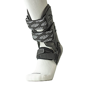 Ultra CTS® Ankle Brace for High Ankle Sprains, Acute Ankle Injuries, Ankle Osteoarthritis (OA), Transition from Walking Boot - S/M