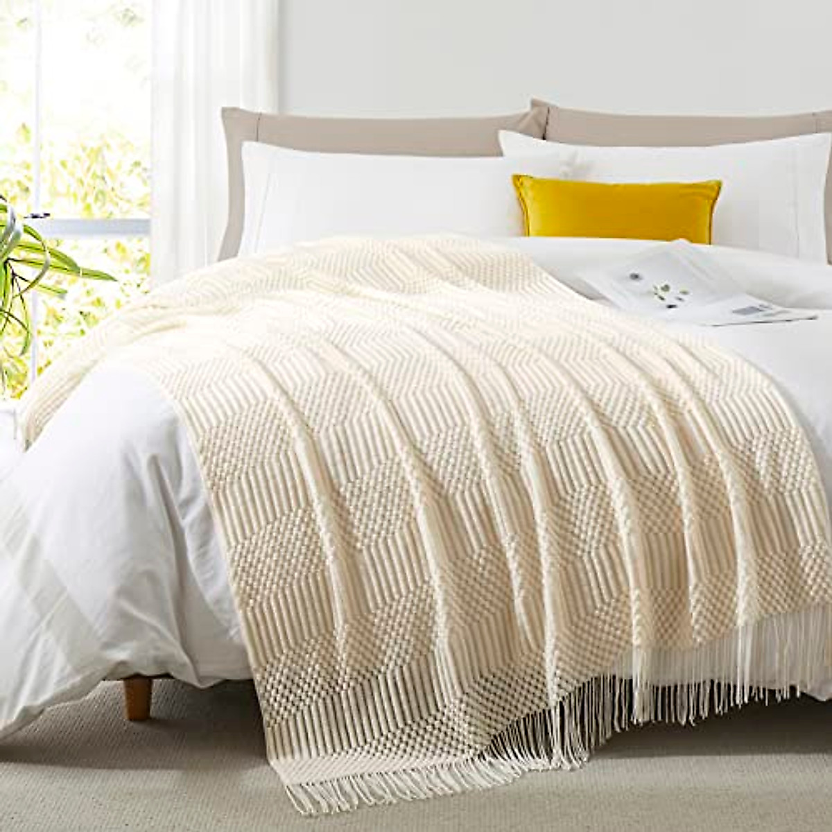 HommxJF Off White Knitted Throw Blankets for Couch, Bedroom and Officeroom,Textured Fade Resistant Soft and Warm Decorative Knitted Blankets with Tassel,50"x60"