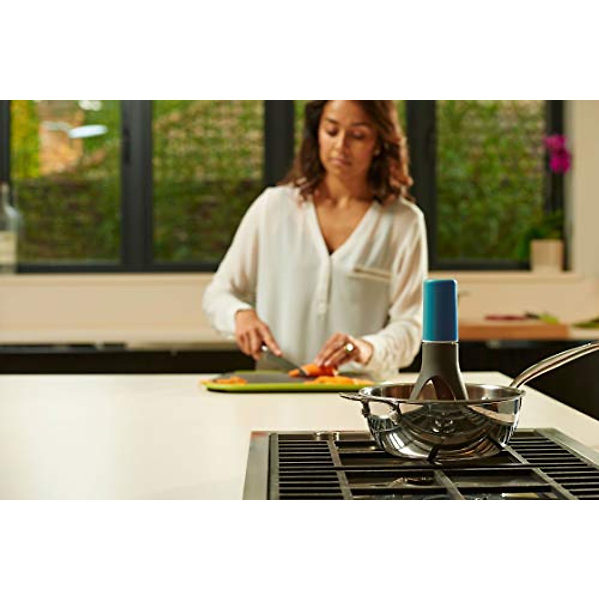 Uutensil Stirr - The Unique Automatic Pan Stirrer - With LED Speed Indicator, Red